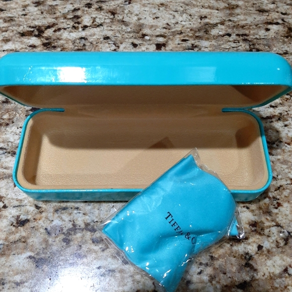 Tiffany & Co. | Other | Authentic Tiffany Eyeass Case | Poshmark